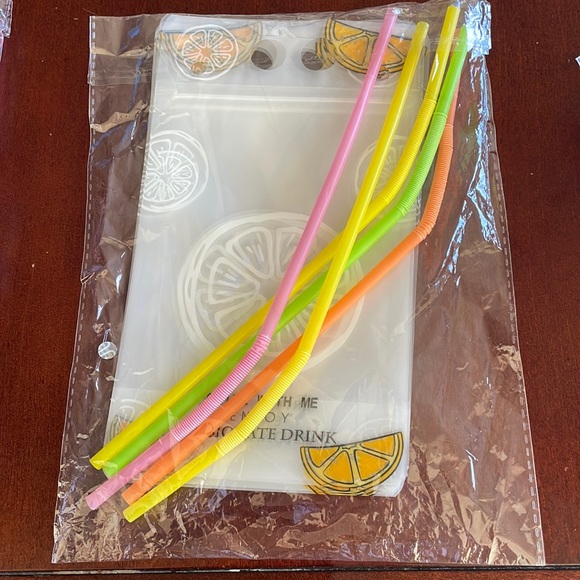 SHEIN | Dining | Drink Pouches With Straws | Poshmark